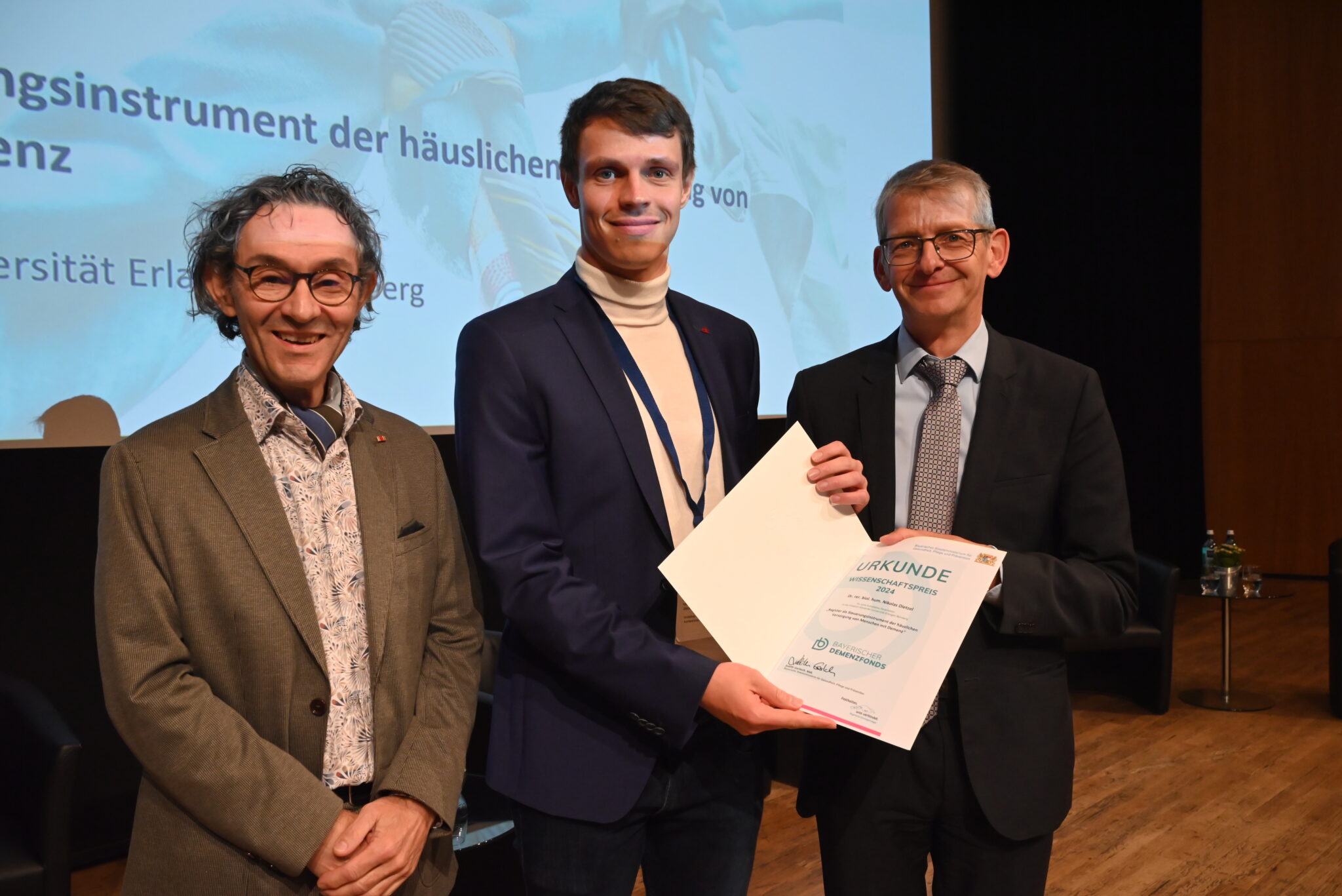 „Daten für Taten“: Wissenschaftspreis für Dr. Nikolas Dietzel – digiDEM Bayern